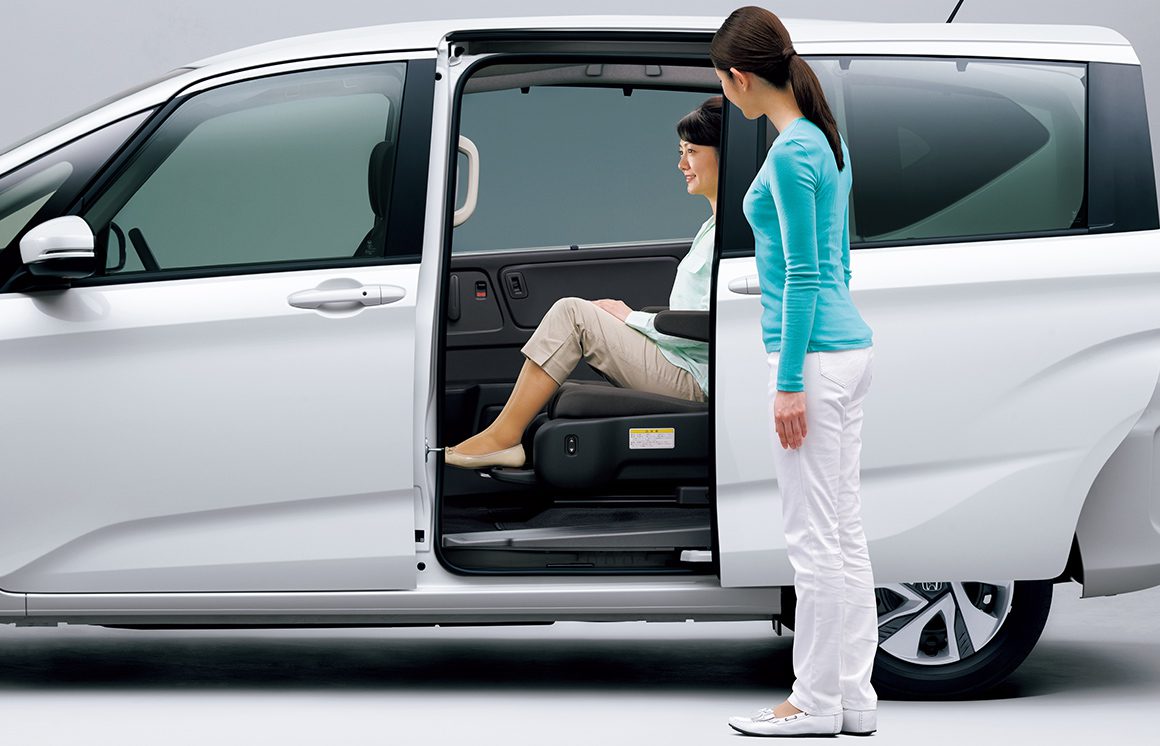 Honda Freed Welcab Side-Lift | WelcabSG | Welcab SG